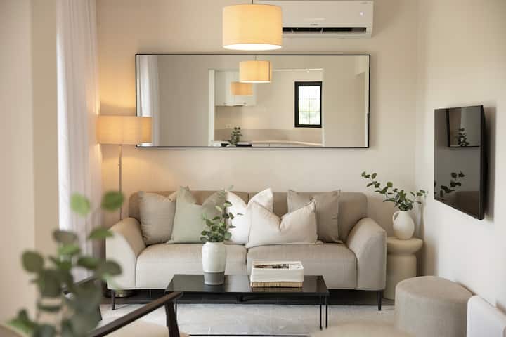 Boutique Apartment 3 - Private Pool And Parking - Montenegro