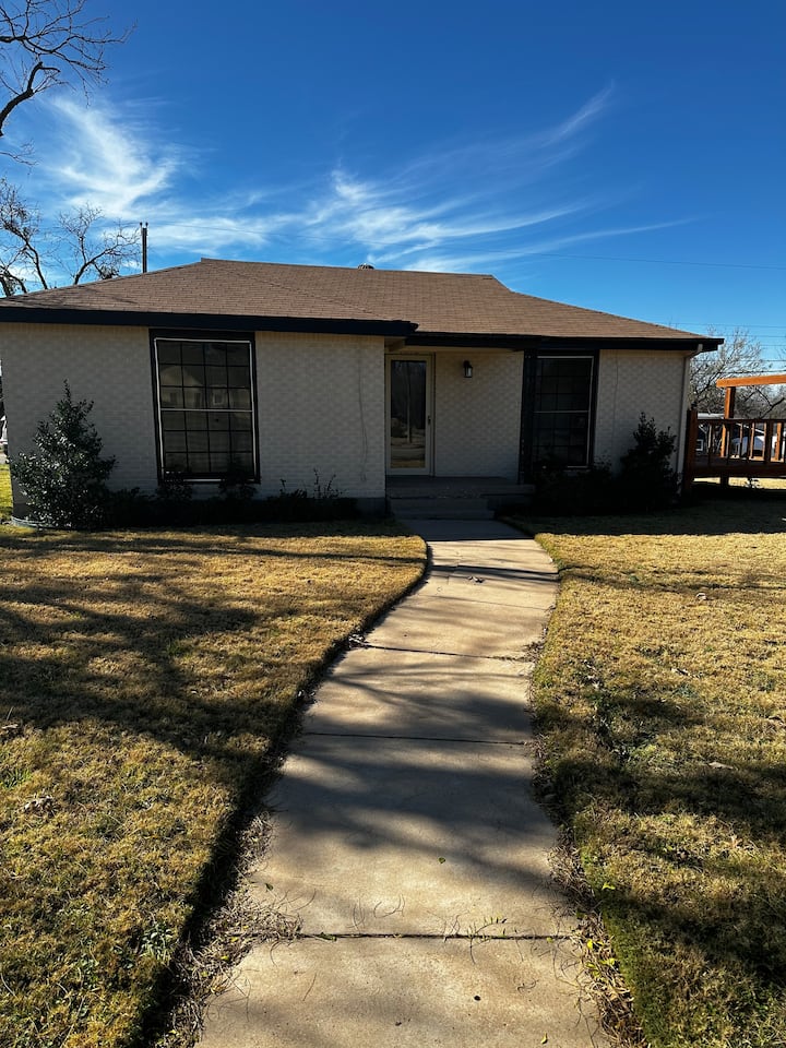 Cottage House Near A C U - Abilene, TX