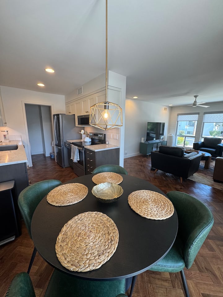 Scottsdale Modern 2bd Condo•patio•5 Min To Oldtown - スコッツデール, AZ