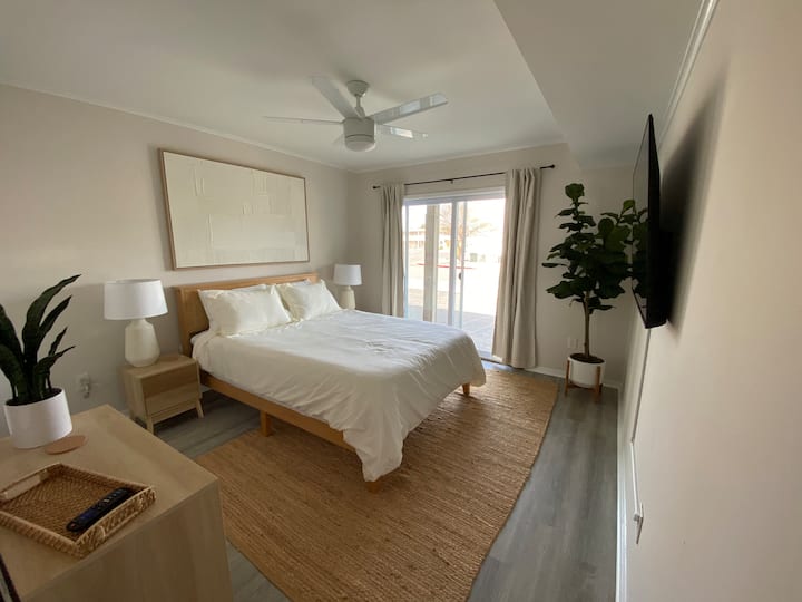 Spacious 3bd/2ba Condo Steps From The Beach - Ocean City, MD