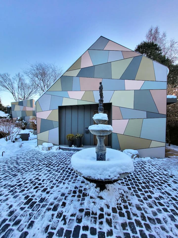 Winter Retreat!

Steam Spa+breakfast+roof Hottub - Hamilton