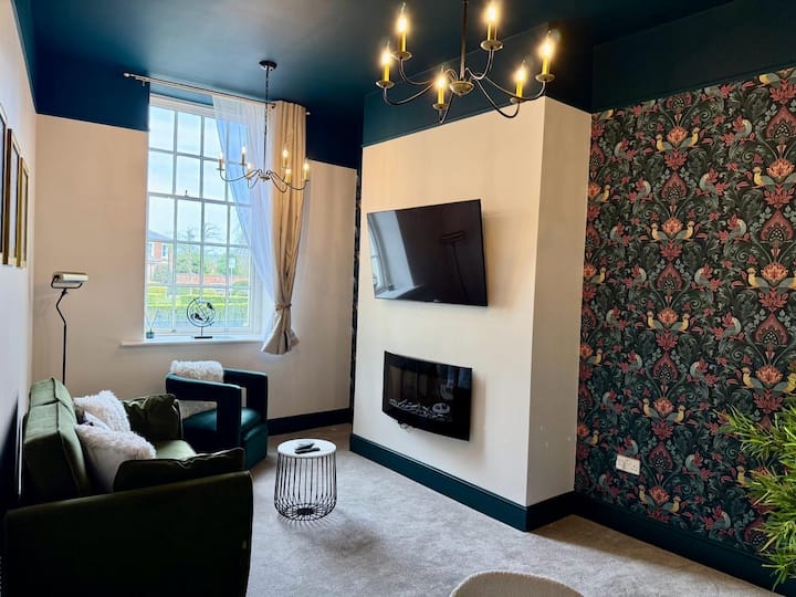 2bed/ 1 Bath/ Free Parking/ Sleeps 3 - Gloucester