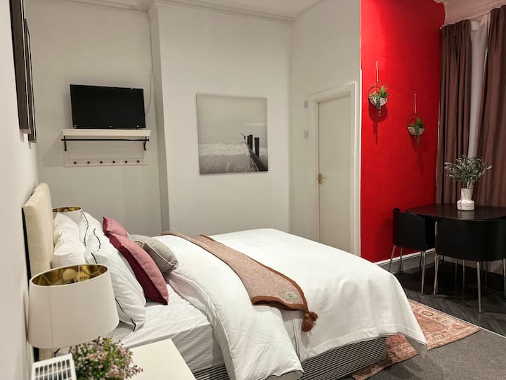 Romantic Retreat | Stay For Two - Bridlington