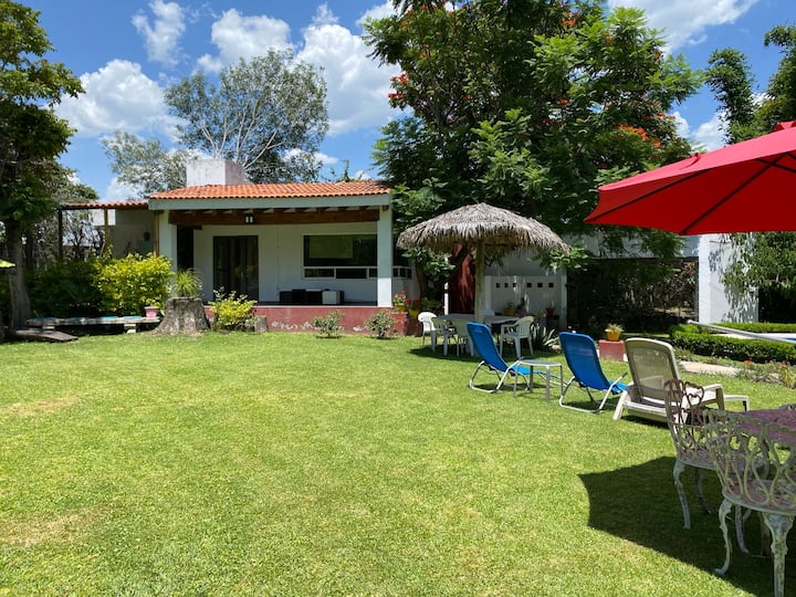 Confortable Estudio Con Jardín -