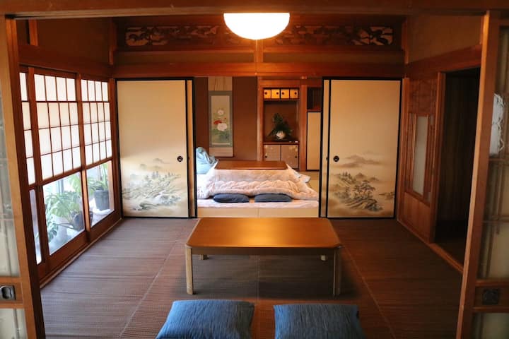 一棟貸し 古民家
プライベートサウナ(別途料金)付きVilla 田原 歩々 - Tahara