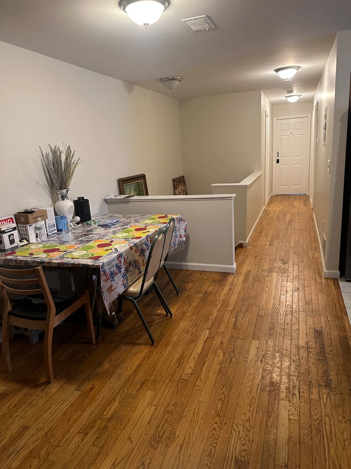 Divine Villa – 10 Rooms 8 King Beds, 6 Queen Beds - New York