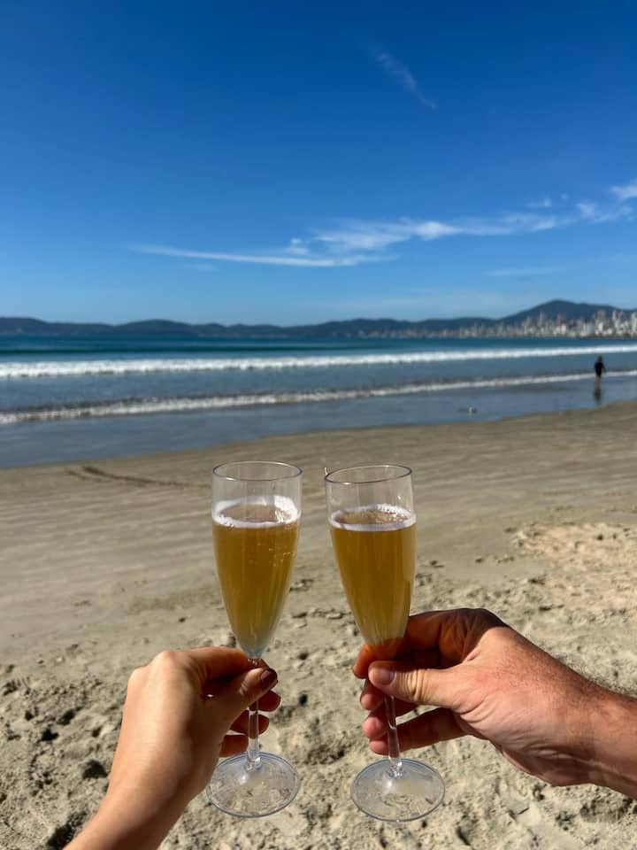 Ap Vista Beira-mar Em Prédio Frente Mar - Itapema