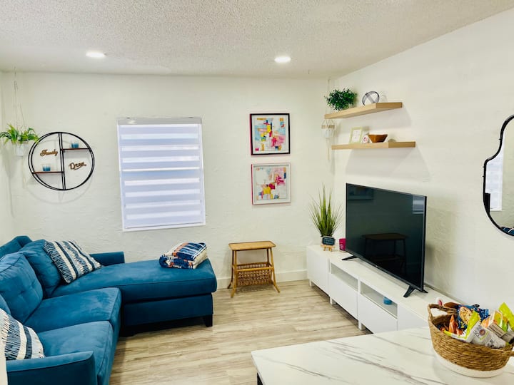 Sanctuary Retreat Florida Hard Rock - Dania Beach, FL