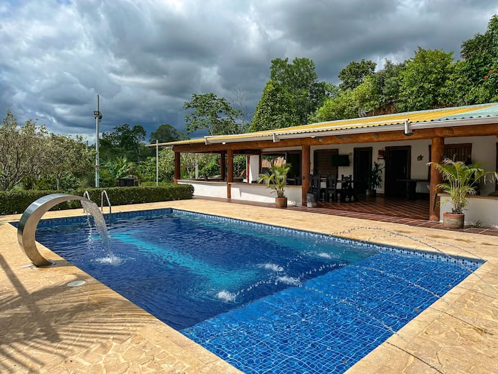 Finca Villa Luz Dary Con Piscina En Doradal - Puerto Triunfo