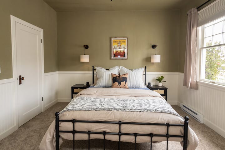 New! 19th Century Uptown Home - Butte, MT