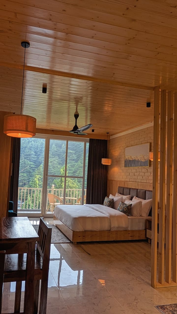 Oaknest Luxe Valley View - ダラムシャーラー