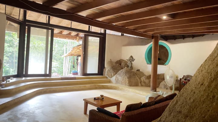 Jungle Cave House Experience - Ko Pha Ngan
