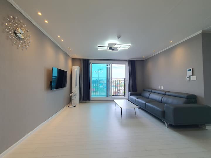 게스트상위숙소주문진넓고깨끗연박할인시내중심농협마트해변시장도보가족유아친목대중교통단체독채 - Gangneung-si