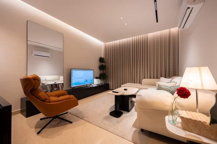 Olivia| Spacious 1 Br,self-entry | Luxury Apt - Djeddah