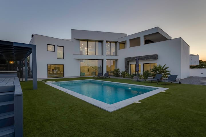 Luxueuse Maison Avec Piscine, Jacuzzi Et Cinéma - Albufeira