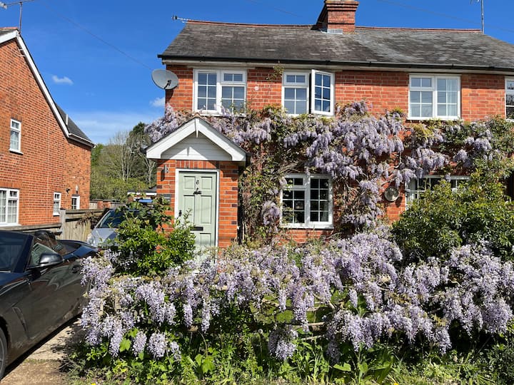 Smart Room In Beautiful Cottage - Reading