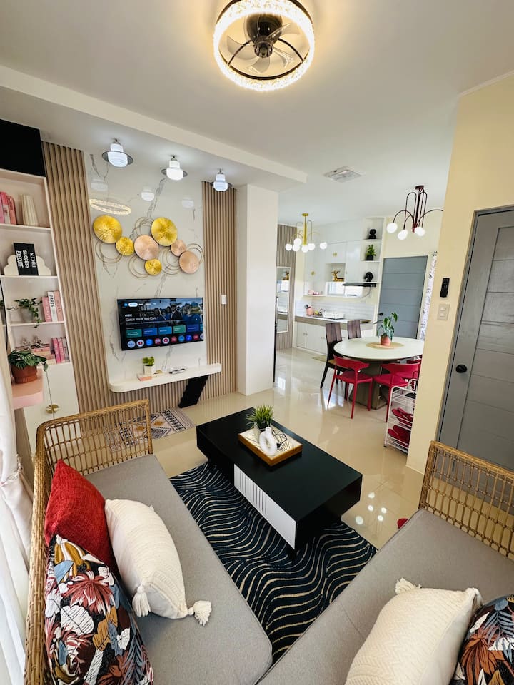(Villa 45) 2br+googletv+hotcoldshower+parkingarea - Malaybalay