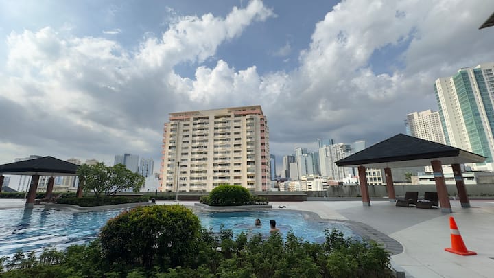 The Beacon Skyview 2br La Suitez4307 Makati Stay - Makati