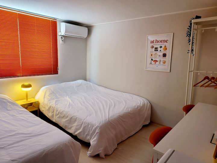 #705 성심당5분 대전역10분 야구장10분 - Daejeon