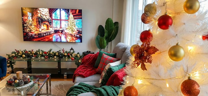 ¡Quédate En El Depa. De Húsares! - Trujillo