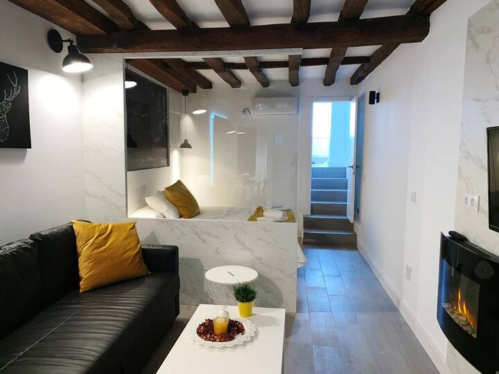 Centro Urbano Apartamento - Sotillo de la Adrada