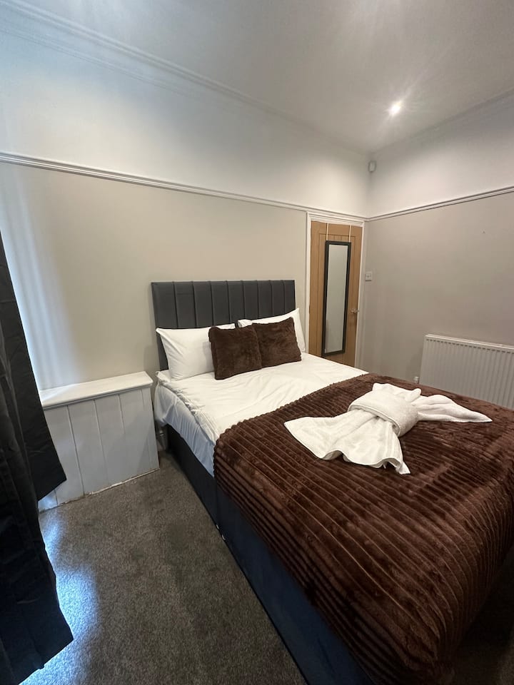 Cozy Spacious House For Trade Stays Birmingham - Birmingham