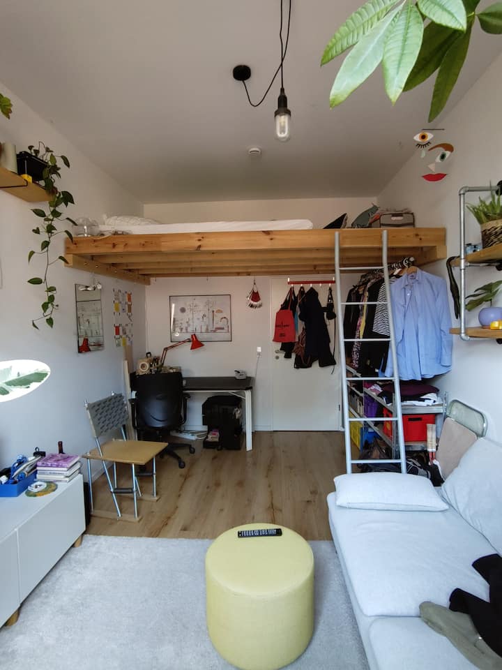 Helles Zimmer In Köln Ehrenfeld - Köln