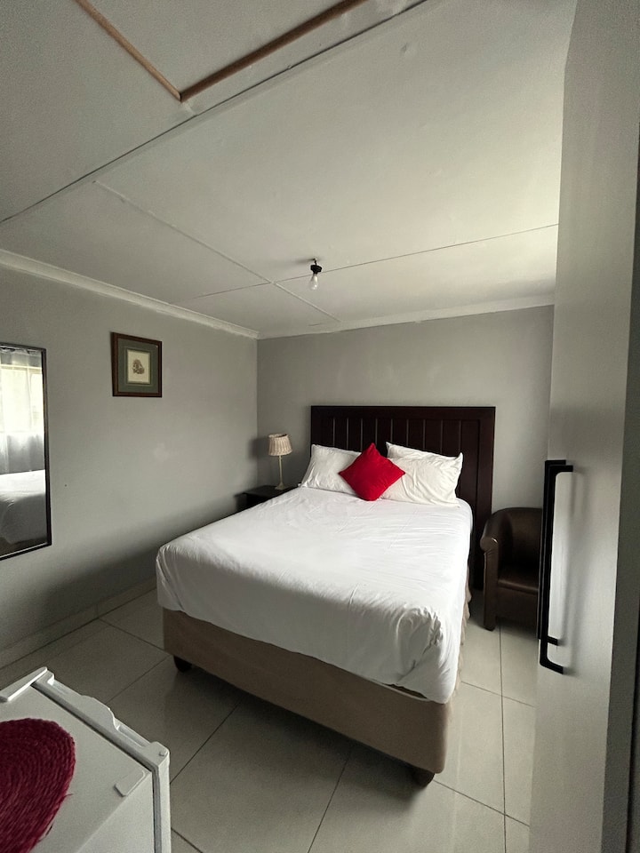Nethezeka Guest House - Empangeni