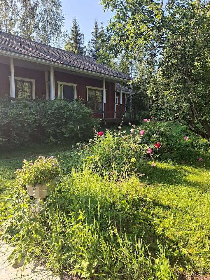 Piilopirtti Metsän Siimeksessä,omassa Rauhassa. - Mäntsälä