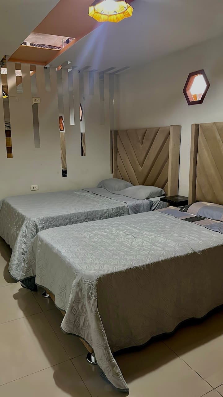 Habitación Versátil Y Acogedora - La Merced