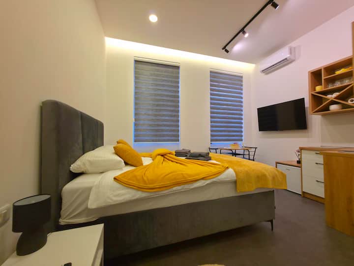 Yellow Panda – Central Apartment With Style - Sarajevo