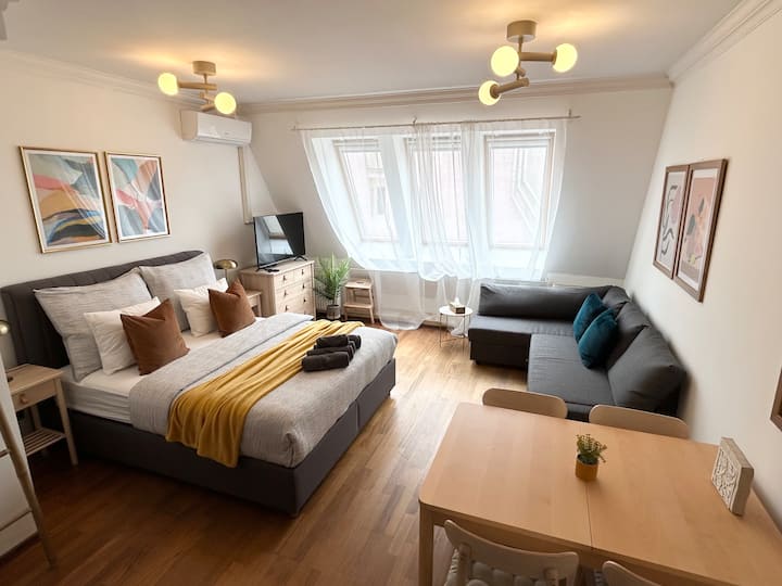 Two Separate Bedrooms Family Friendly Apartment - Budapest