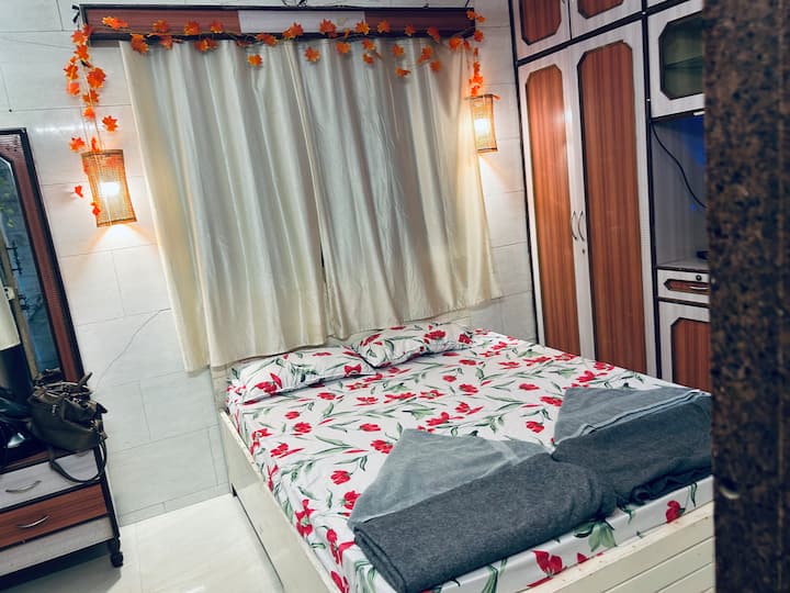 Studio At The Sea - Mumbai