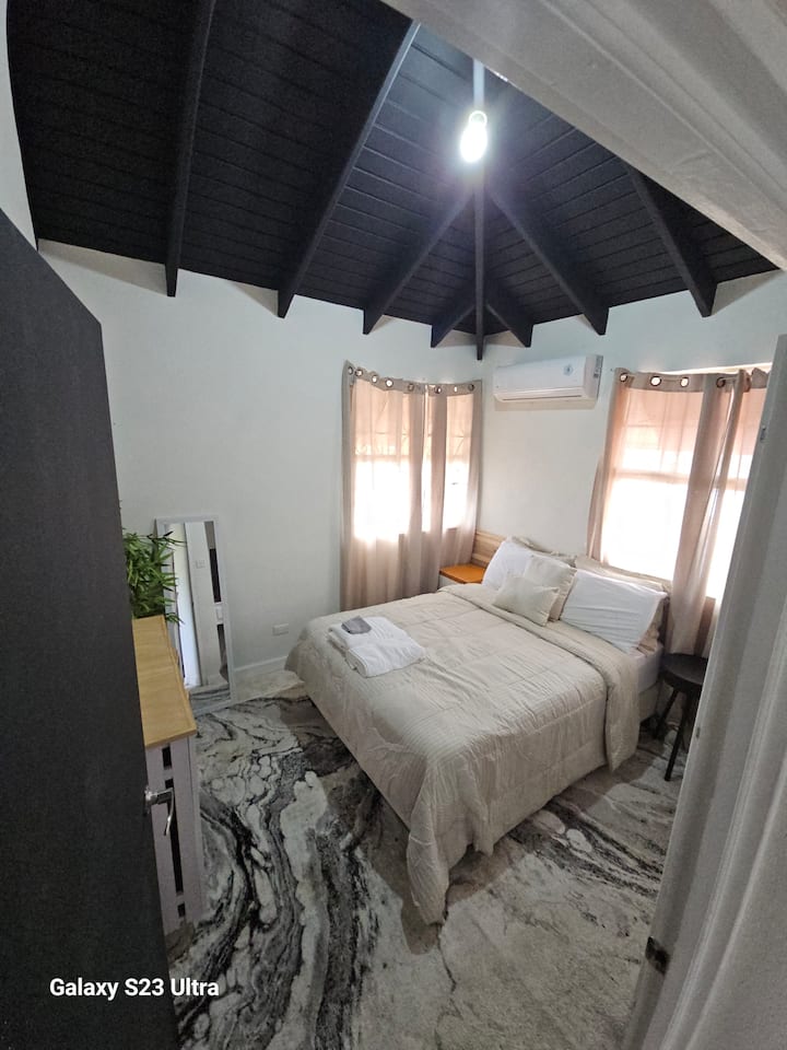 Harvey's Oasis 2 Br Apt- Us Embassy,cruise & Vaca - Worthing