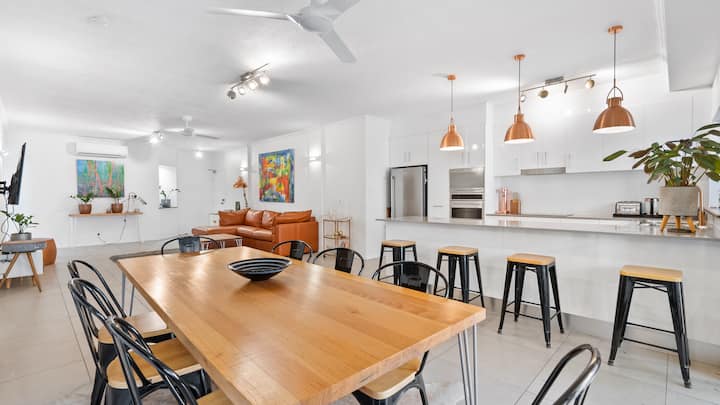 Luxurious Family Apartment - Cairns