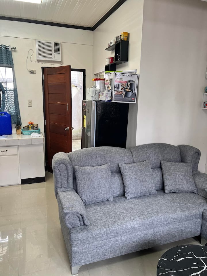 Rachel Townhouse - Santo Tomas