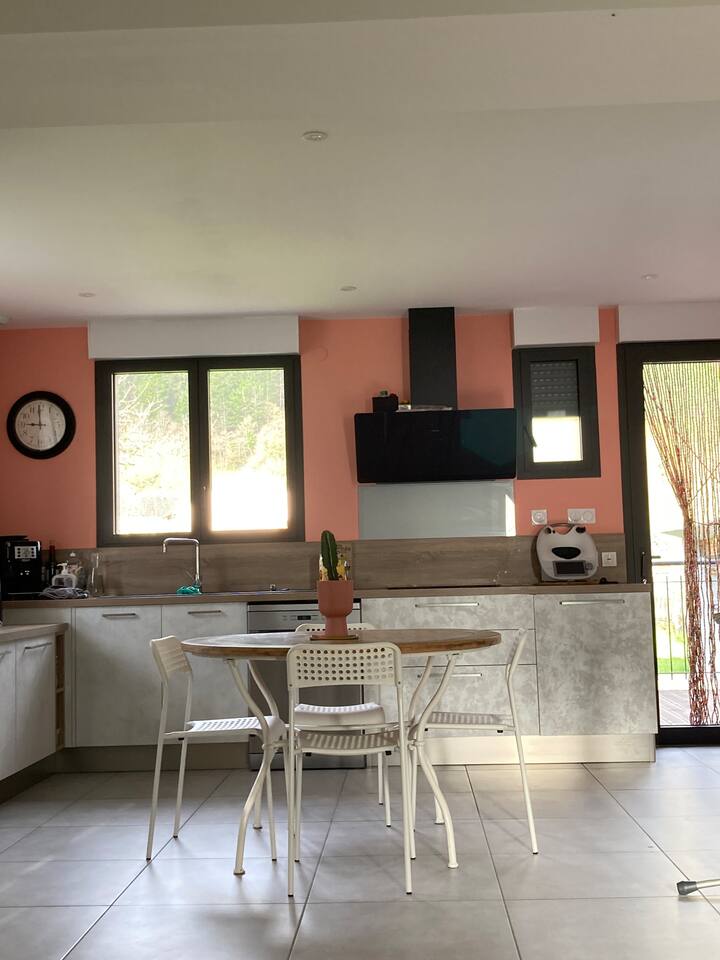 Chambre Dans Jolie Maison - Sainte-Énimie