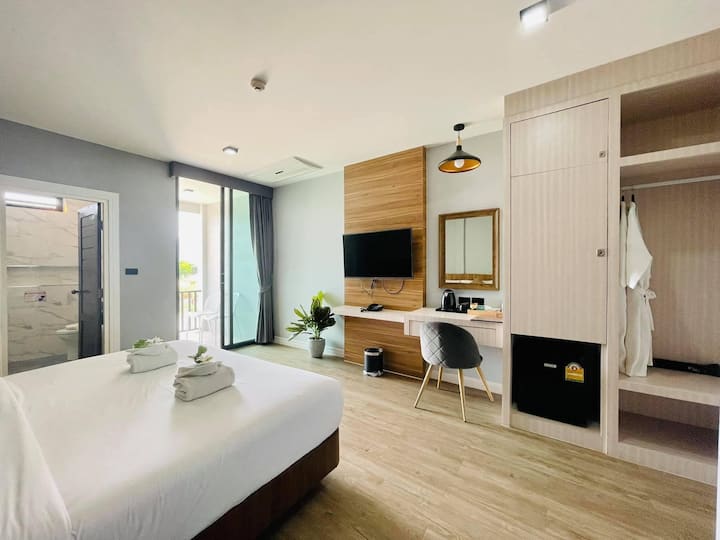 Pp U Superior Room Breakfast 2 - Ko Phi Phi Don