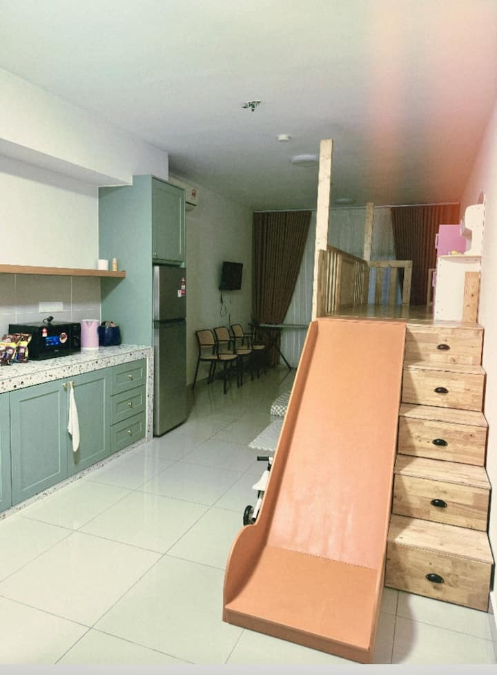 Tiny Feet Retreat - Malaysia