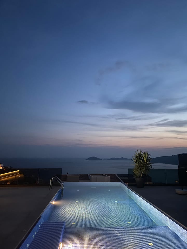 Denize çOk Yakın Müstakil Villa - Kaş