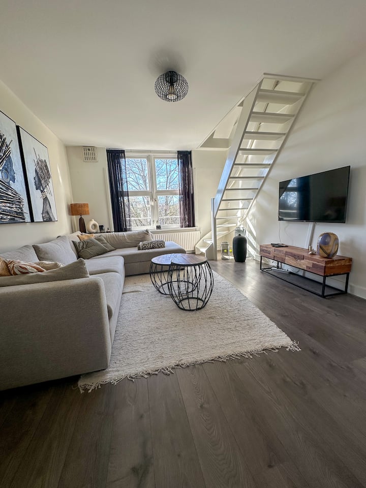 Beautiful Two Bedroom Apartment - Amsterdam