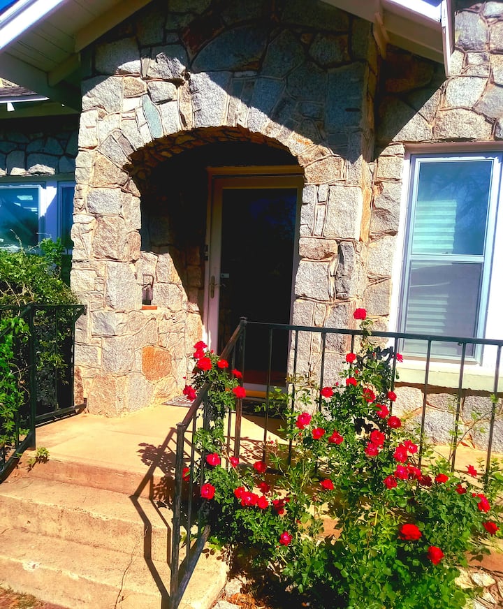 The Little Rock Cottage ~ - San Angelo, TX