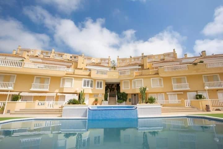 Villa Triplex En La Manga Del Mar Menor. -