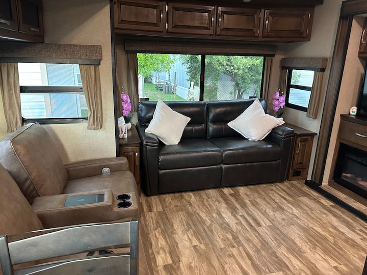 Relax-grand Design Reflection 55+ Spring Paradise - Mission, TX