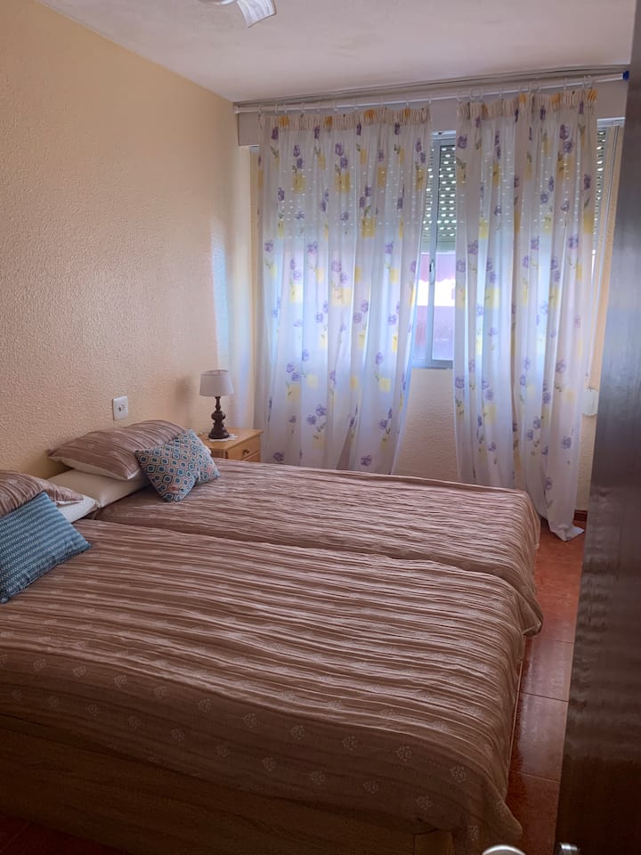 Double Room In Apartment - Torrevieja