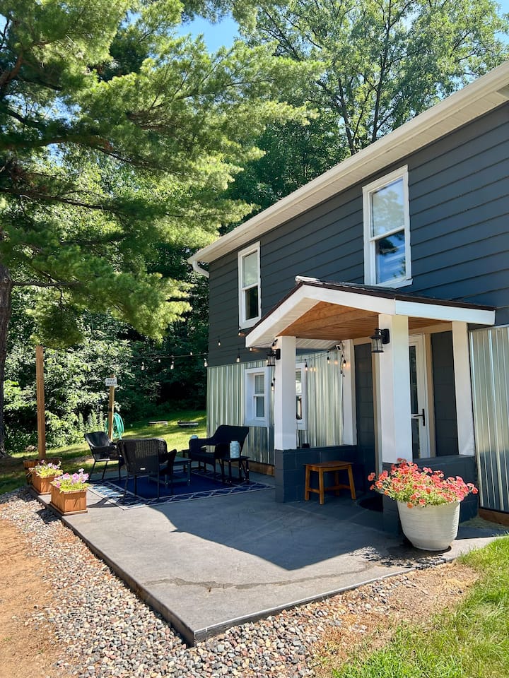 The Cuyuna Bunkhouse - New Sauna - Crosby, MN
