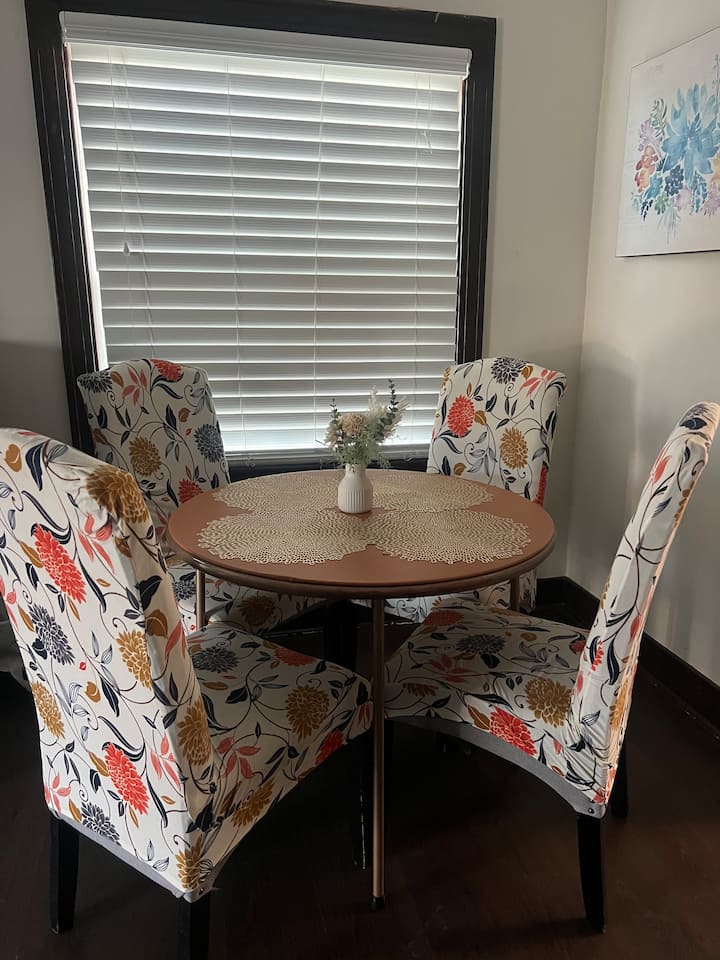 Cozy Cottage - San Diego, CA