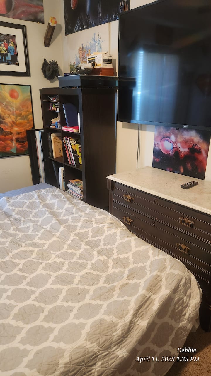 Private Room With Airmatress. - Coachella, CA