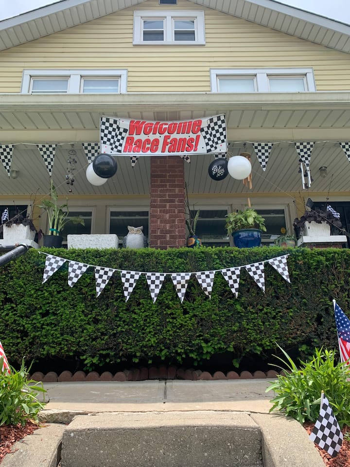 Charming Duplex Minutes To Downtown, Fountain Sq - Indianapolis, IN