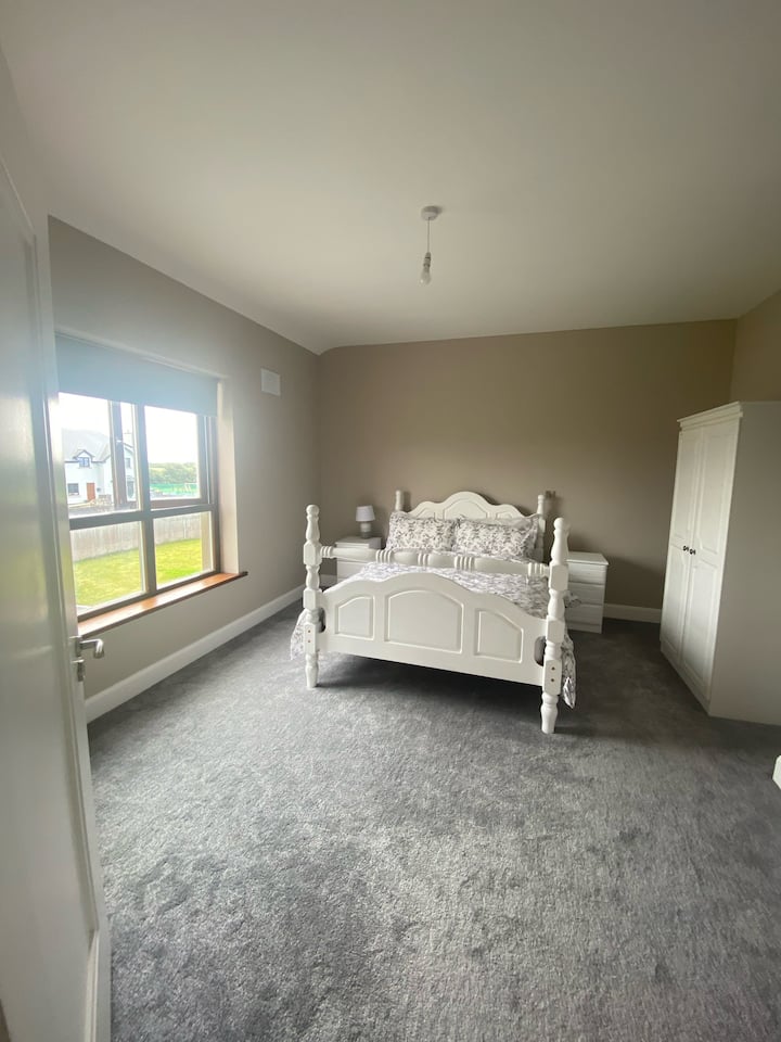 Cosy Double Room With En-suite - Wexford